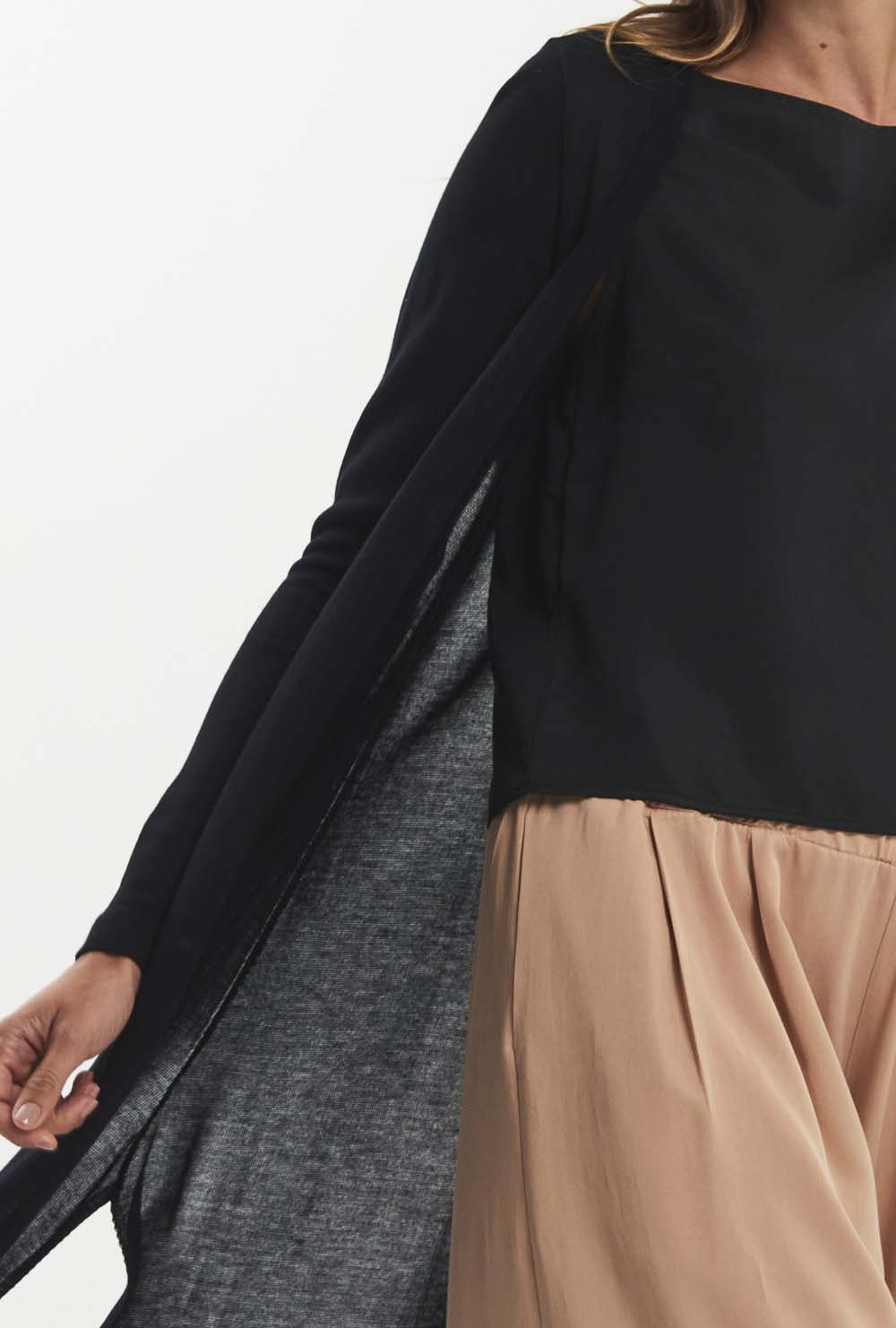Cardigan Longo Ottawa de Tricot em Viscose Preto