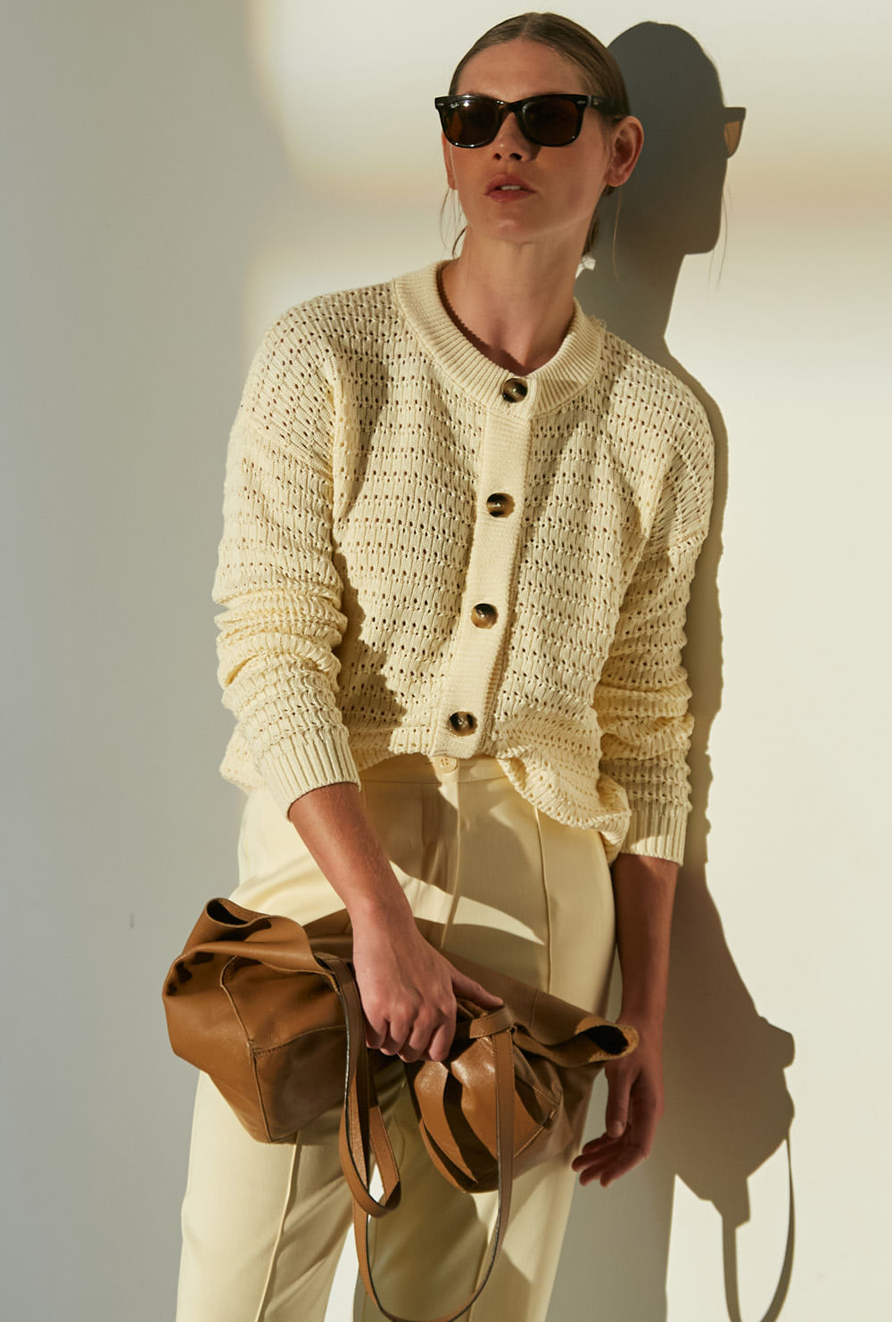 Cardigan_Vanila_2.jpg?v=638441500948100000