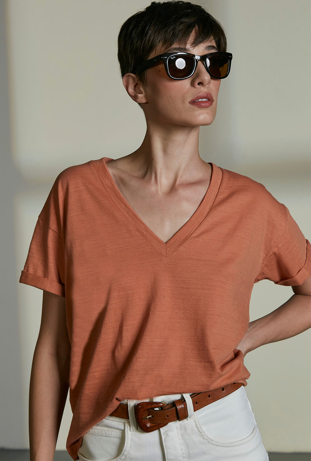 T-shirt-Belona---terracota---frente.jpg?v=638461139058800000