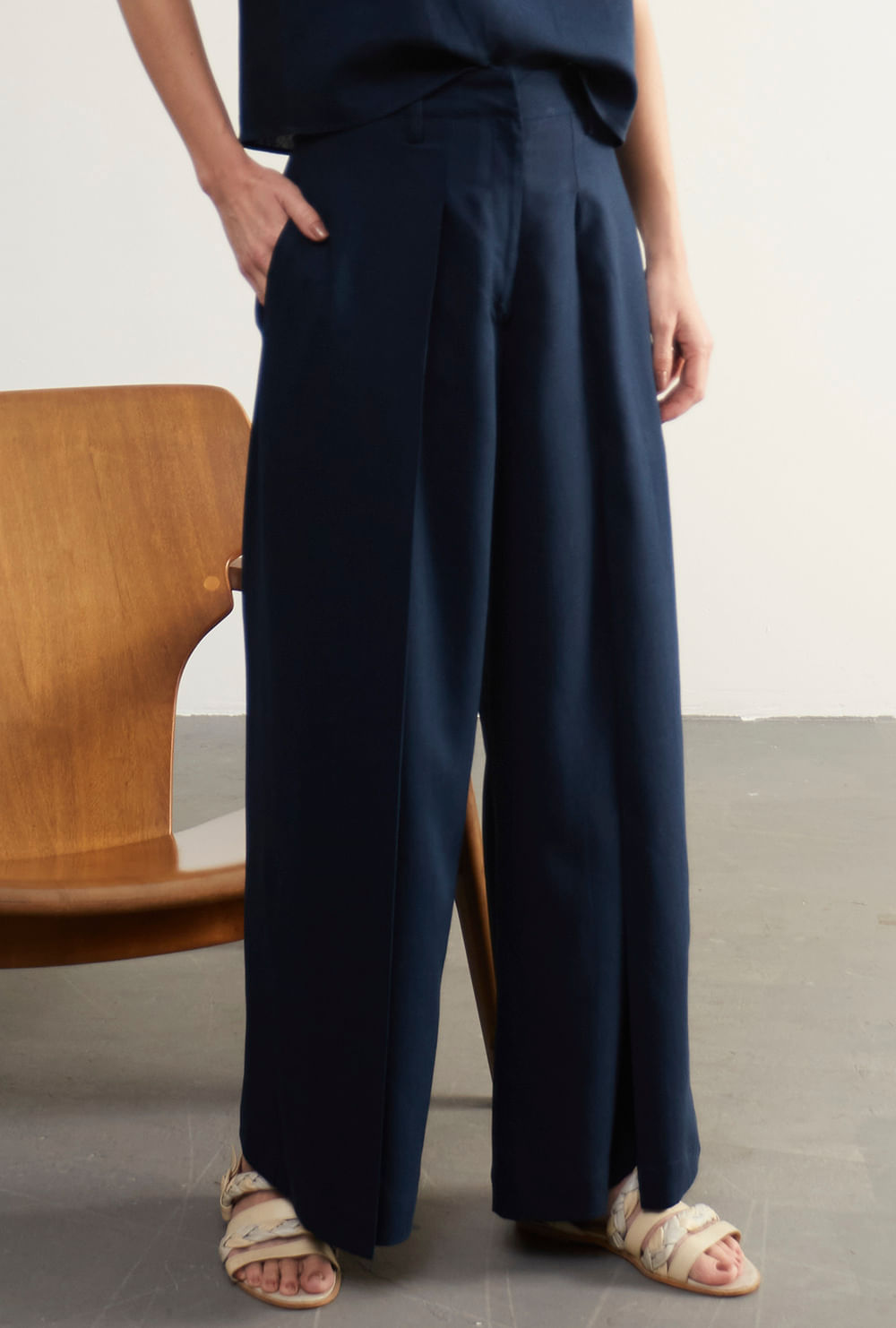 Calca-Cres---marinho---zoom.jpg?v=638630657711800000