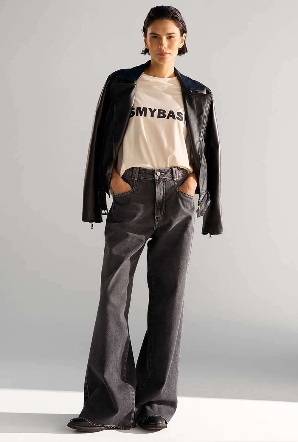 Jaqueta de Couro Pelica Pizzoc Preta - MyBasic